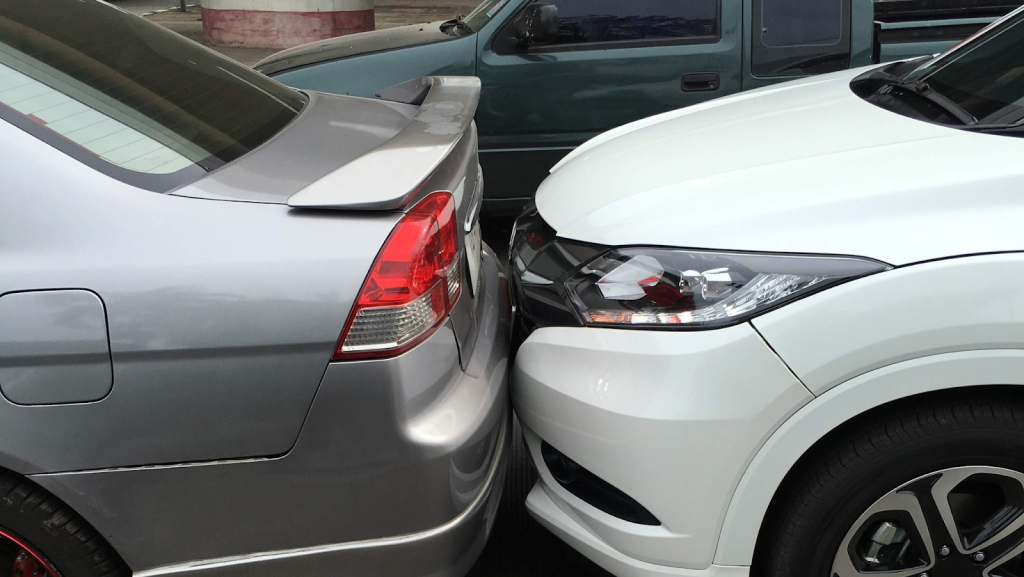 O que é abalroamento: descubra agora o significado para o seguro